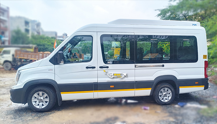 13 15 17 Seater Luxury Urbania Van Rent in Delhi